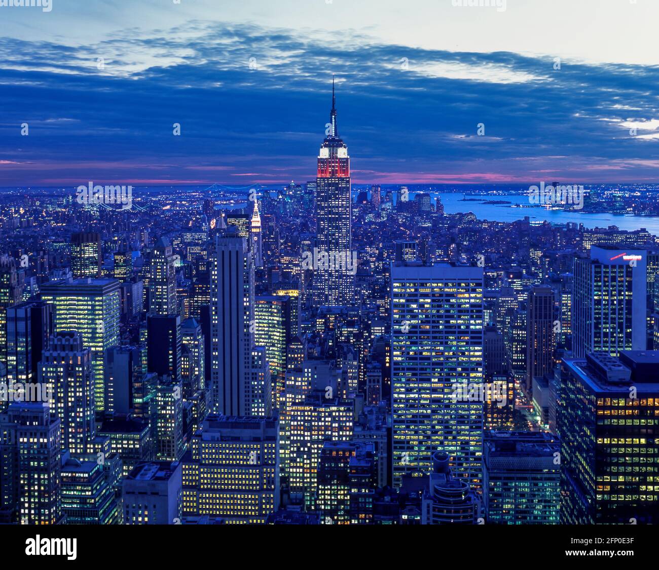 2005 HISTORICAL EMPIRE STATE BUILDING MIDTOWN SKYLINE MANHATTAN NEW ...