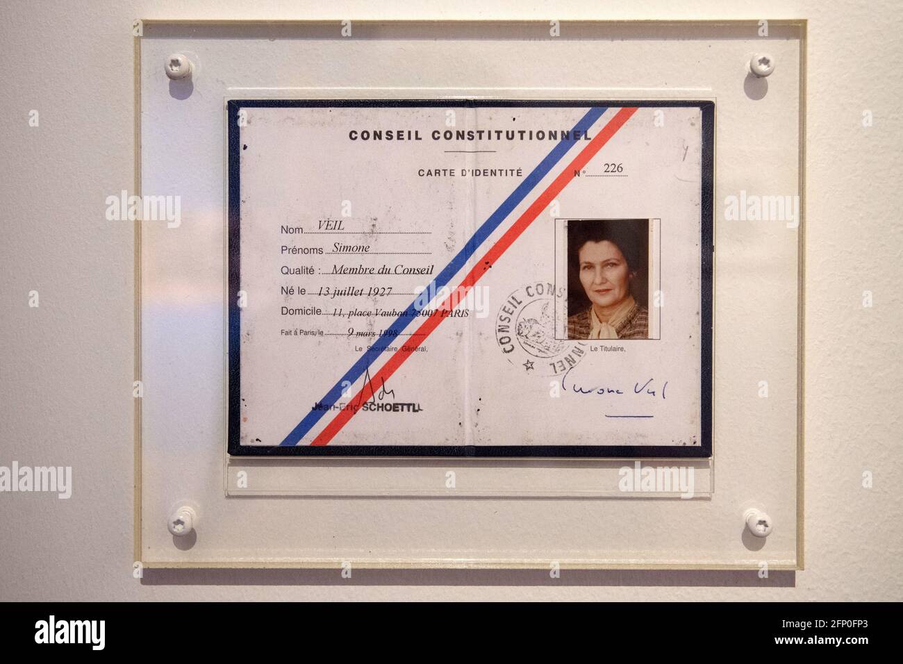 The exhibition 'Nous Vous Aimons, Madame' about Simone Veil is seen as ...