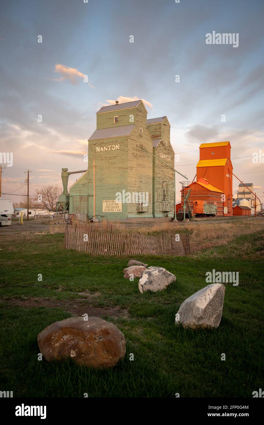 Nanton, Alberta - May 7, 2021: Elevator row in Nanton Alberta. These ...