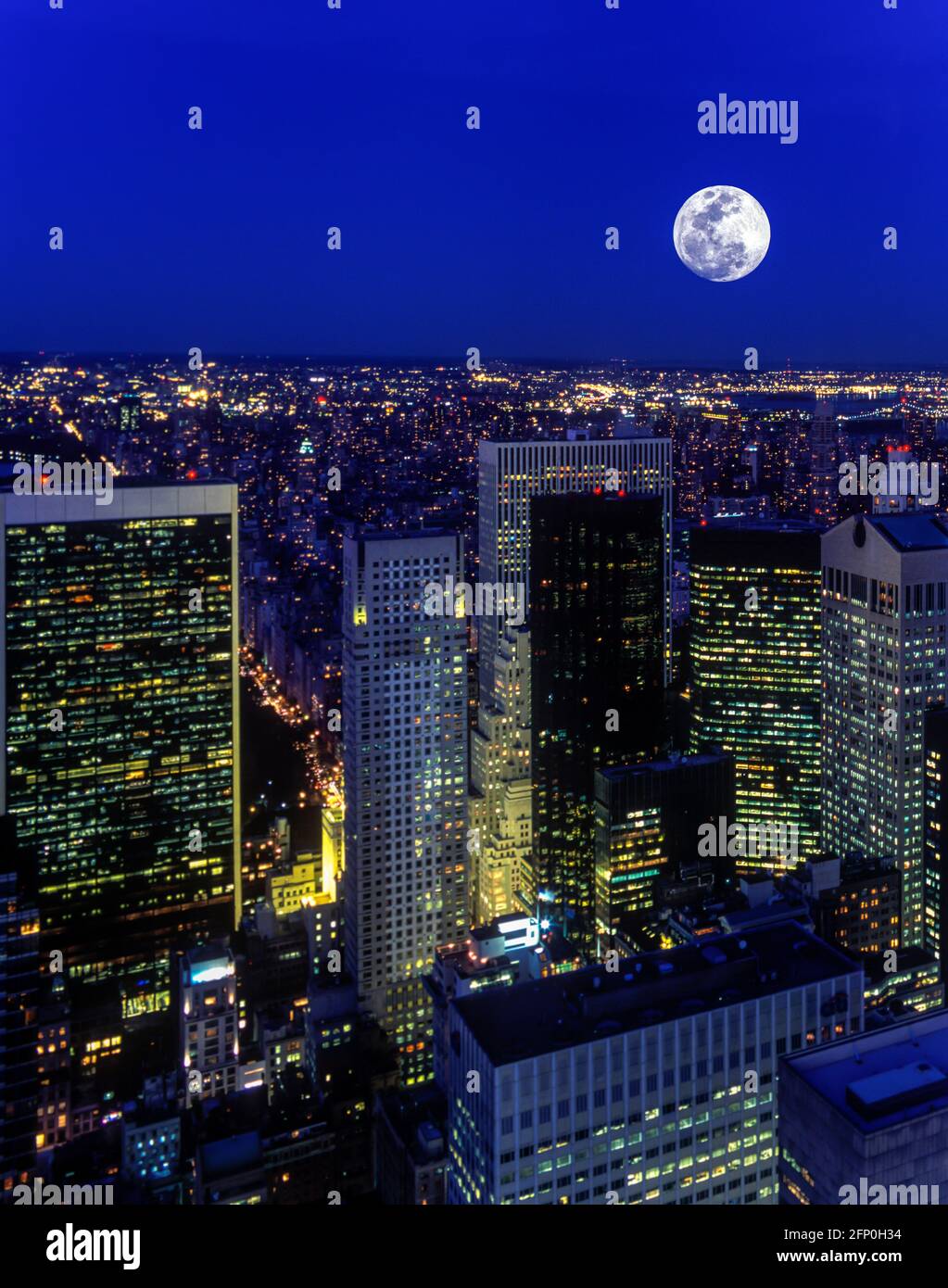 2005 HISTORICAL MIDTOWN SKYLINE MANHATTAN NEW YORK CITY USA Stock Photo ...