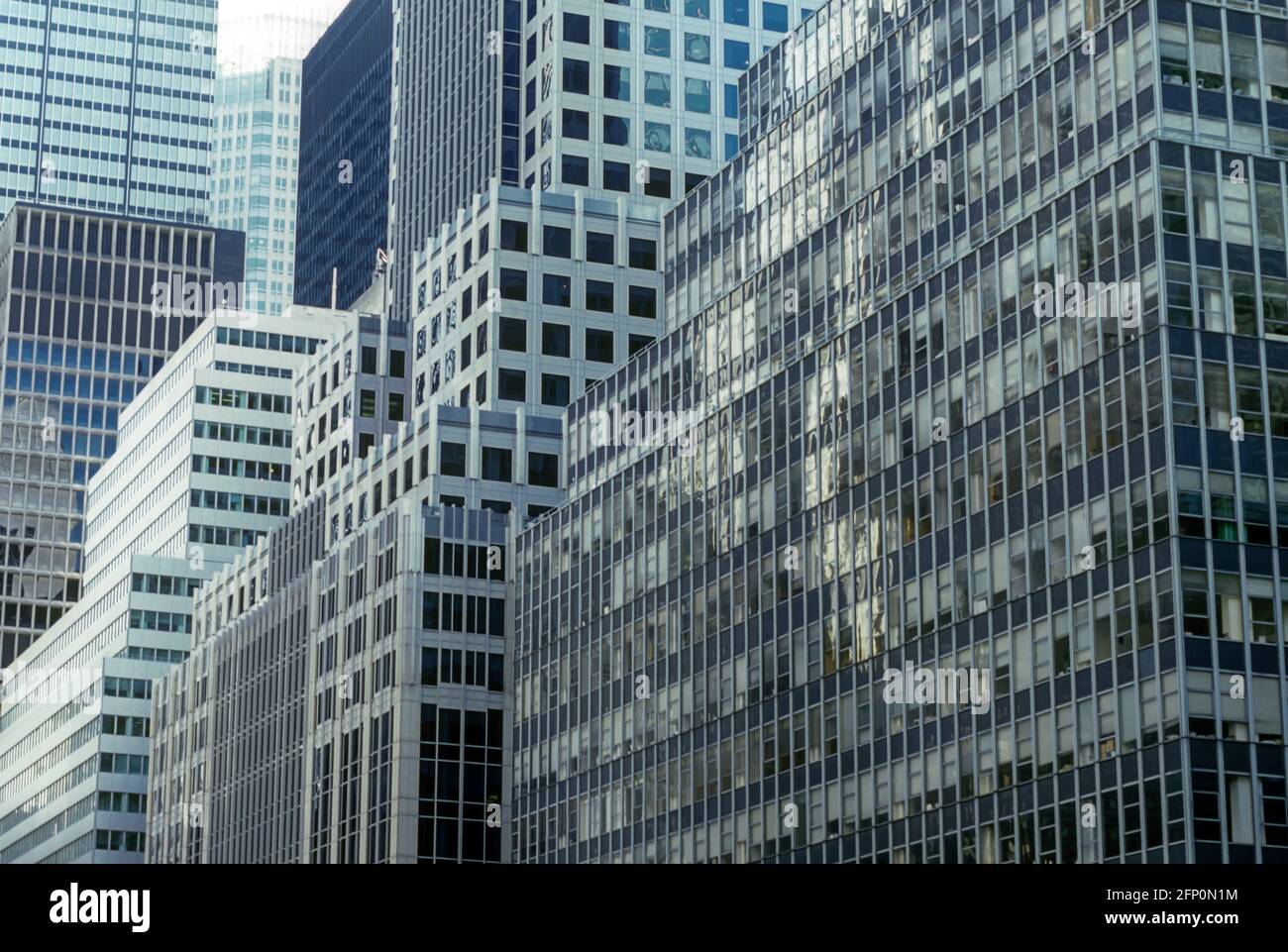 2005 HISTORICAL OFFICE BUILDINGS PARK AVENUE MIDTOWN MANHATTAN NEW YORK ...