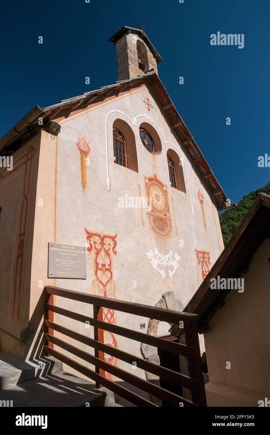 Les Penitents Blancs chapel in the small medieval village of Peone ...