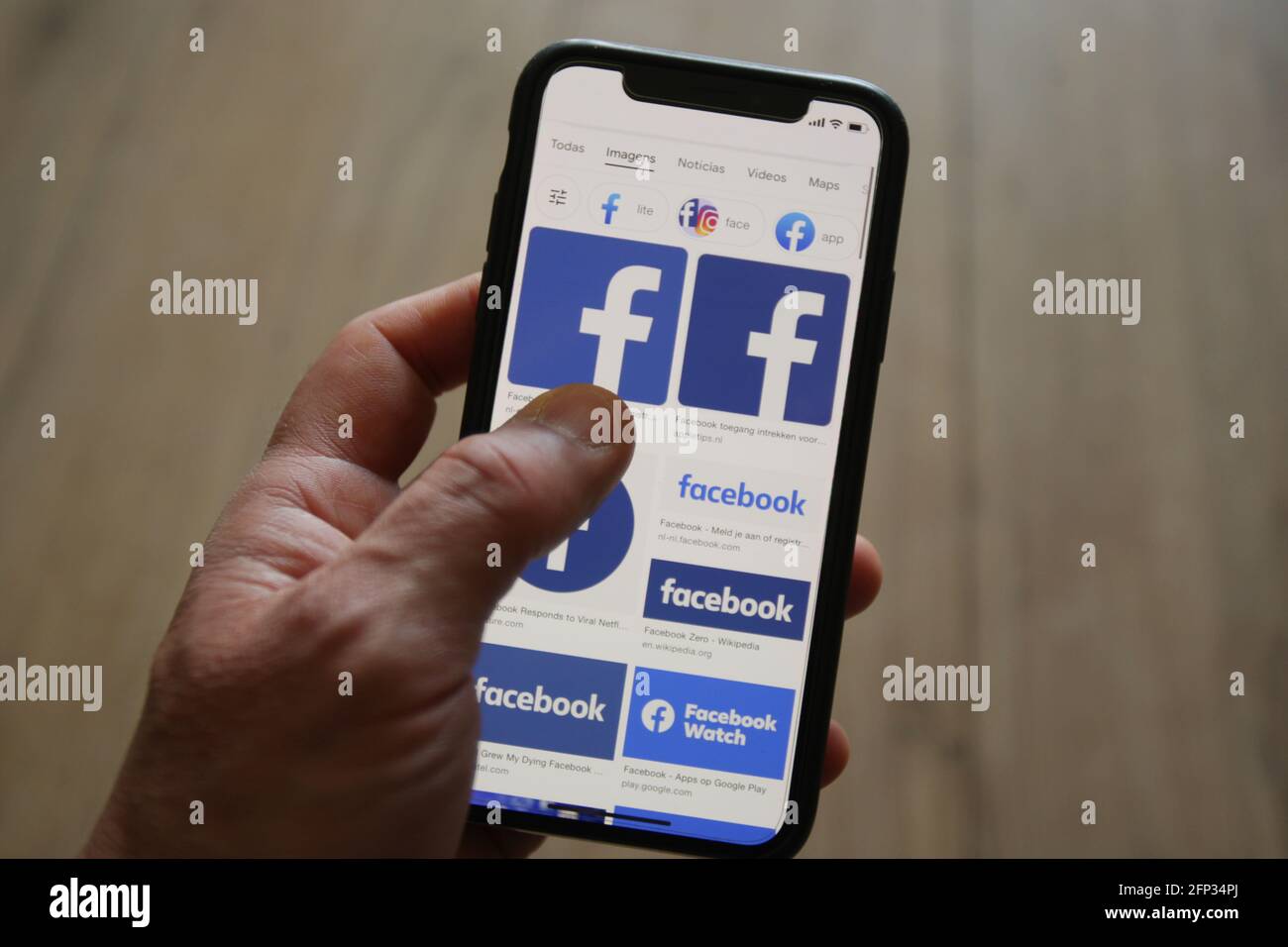 Fake logos hi-res stock photography and images - Alamy