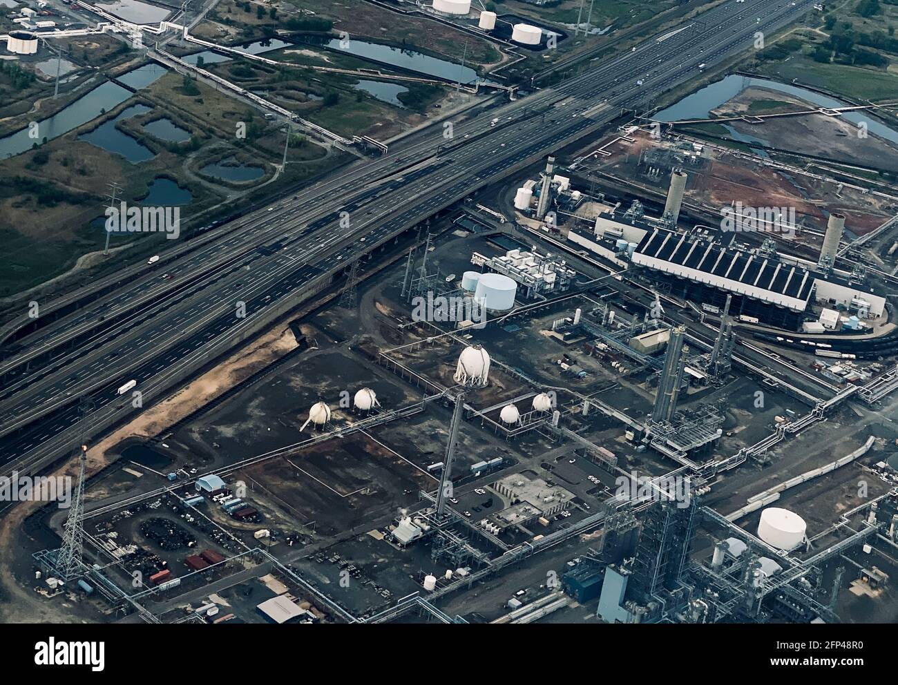 New jersey oil tanks hi-res stock photography and images - Alamy