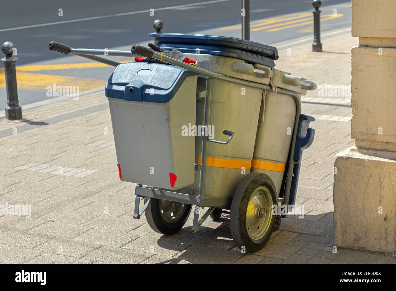 Street cleaner cart hi-res stock photography and images - Alamy