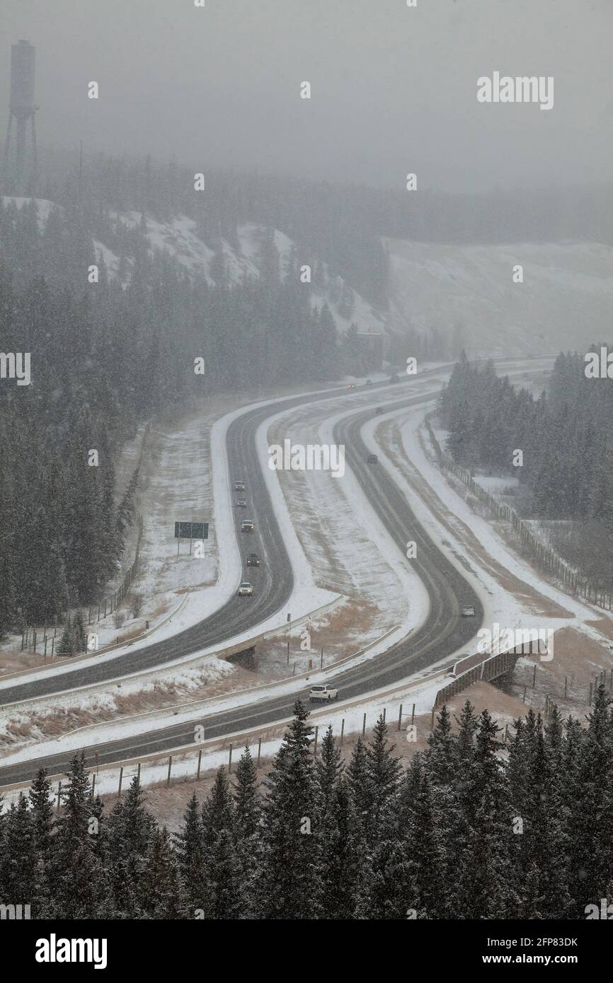 Trans canada highway winter hi-res stock photography and images - Alamy