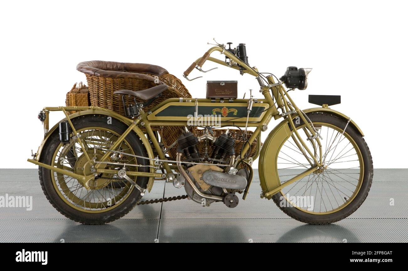 Matchless motorcycle sidecar hi-res stock photography and images - Alamy