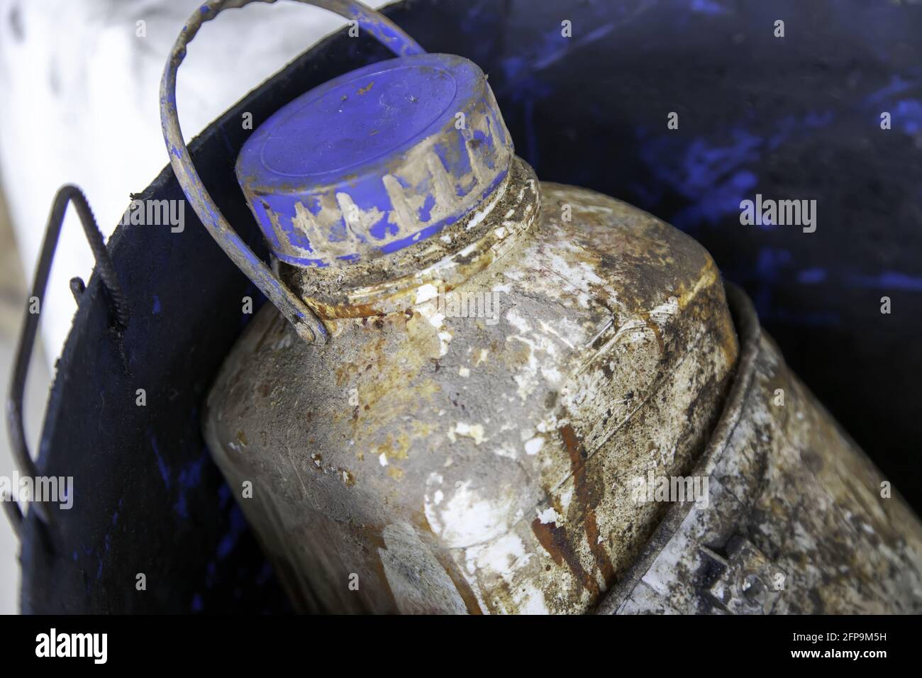 Rusty plastic waste container hi-res stock photography and images - Alamy