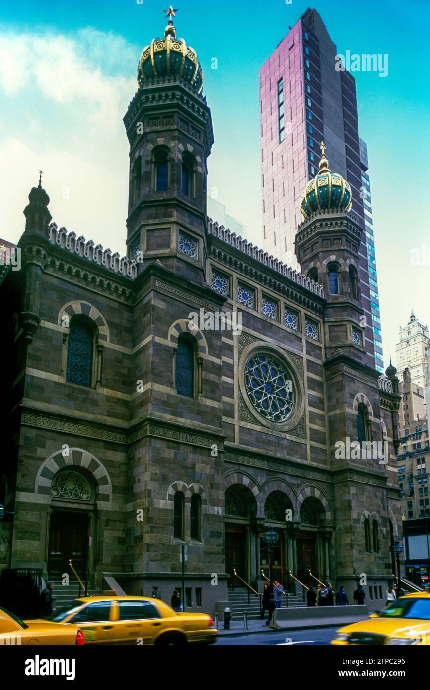 Central synagogue, new york hi-res stock photography and images - Alamy