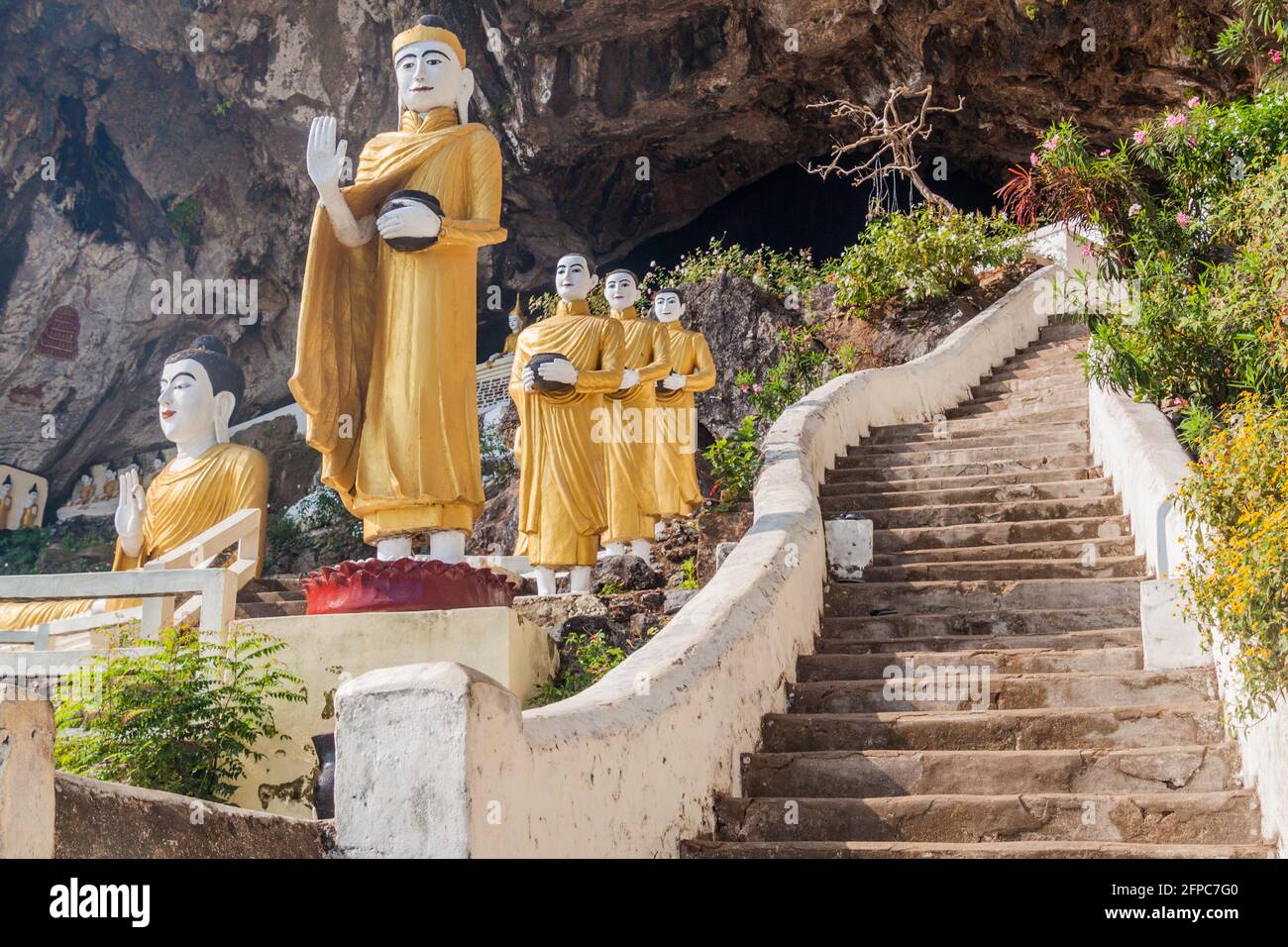 Pagoda cave caves hi-res stock photography and images - Alamy