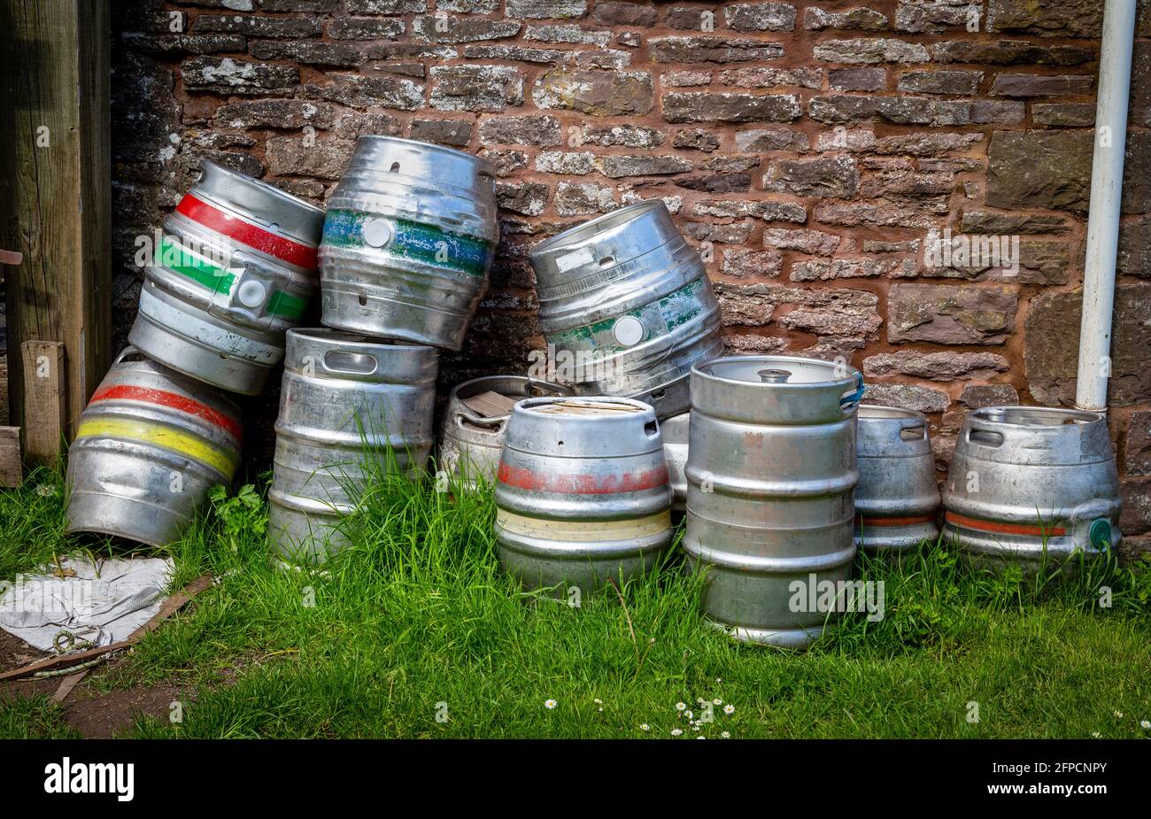 Empty beer barrels hi-res stock photography and images - Alamy