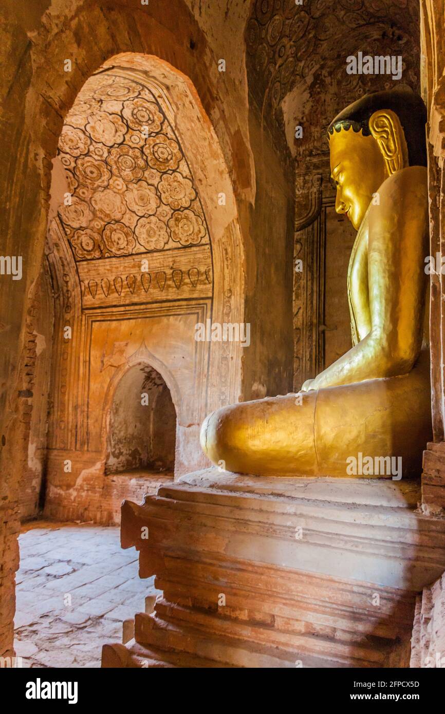 Buddha statue in Thabeik Hmauk temple in Bagan, Myanmar Stock Photo - Alamy