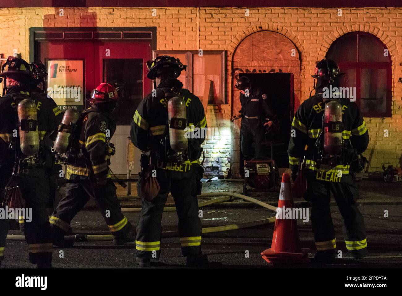 Seattle, USA. 18th Apr, 2021. Seattle Fire Department putting out ...