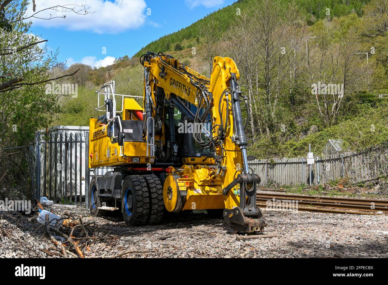 Mechanical excavator hi-res stock photography and images - Alamy