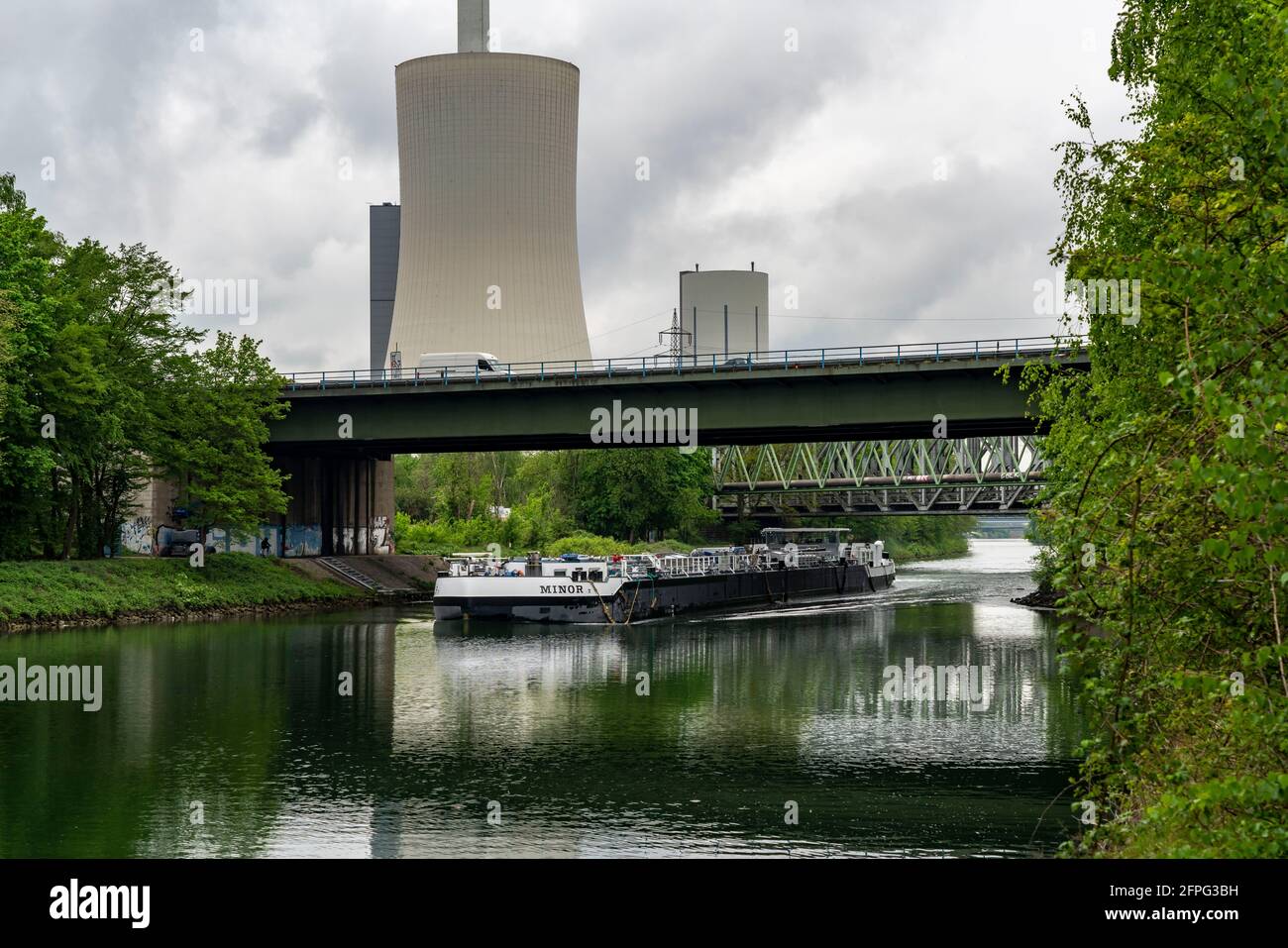 Motorway bridge on the A43, built in 1965, over the Rhine-Herne Canal ...