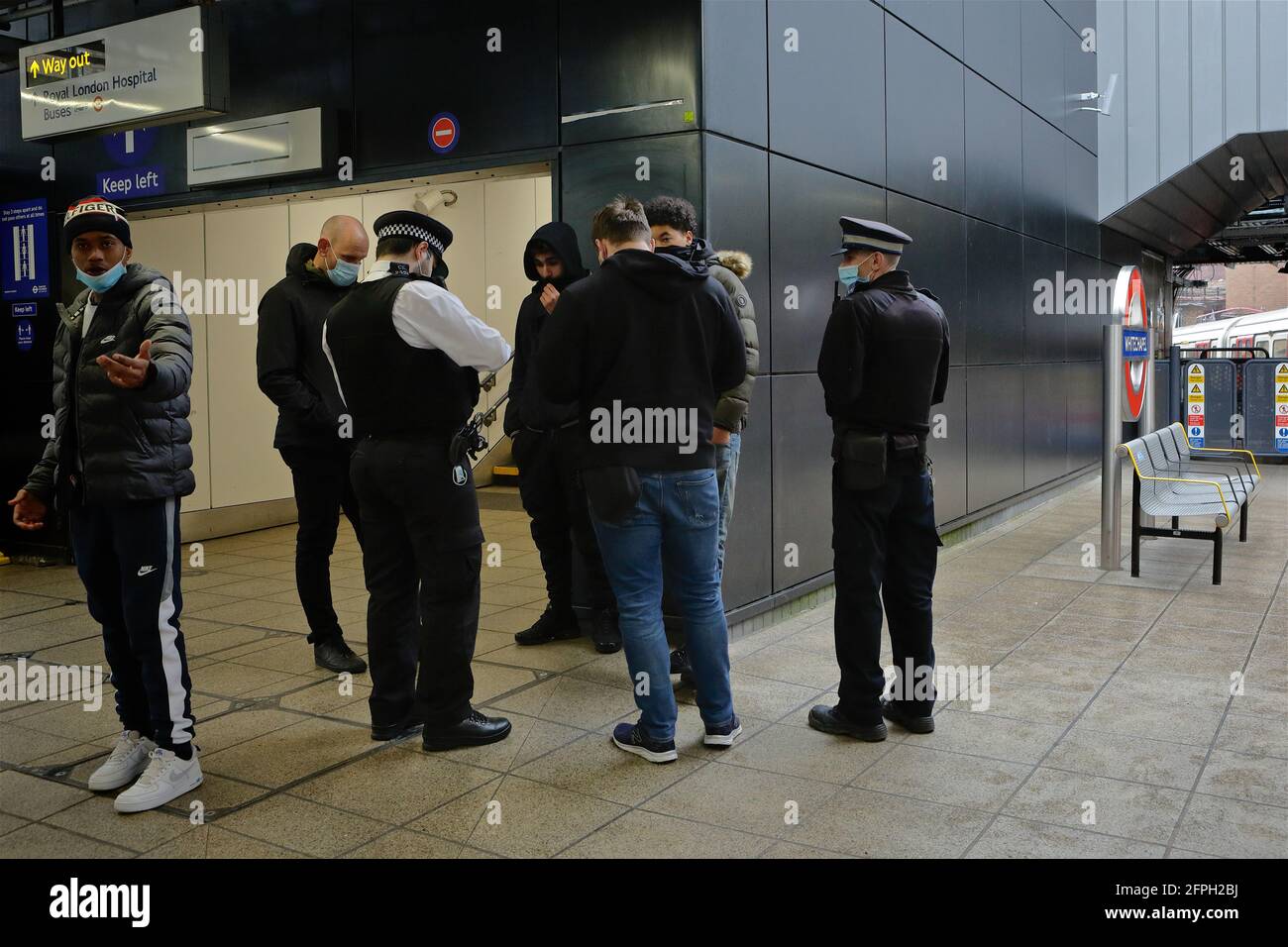 London (UK), 20 May 2021: Met police conduct a semi covert operation at ...