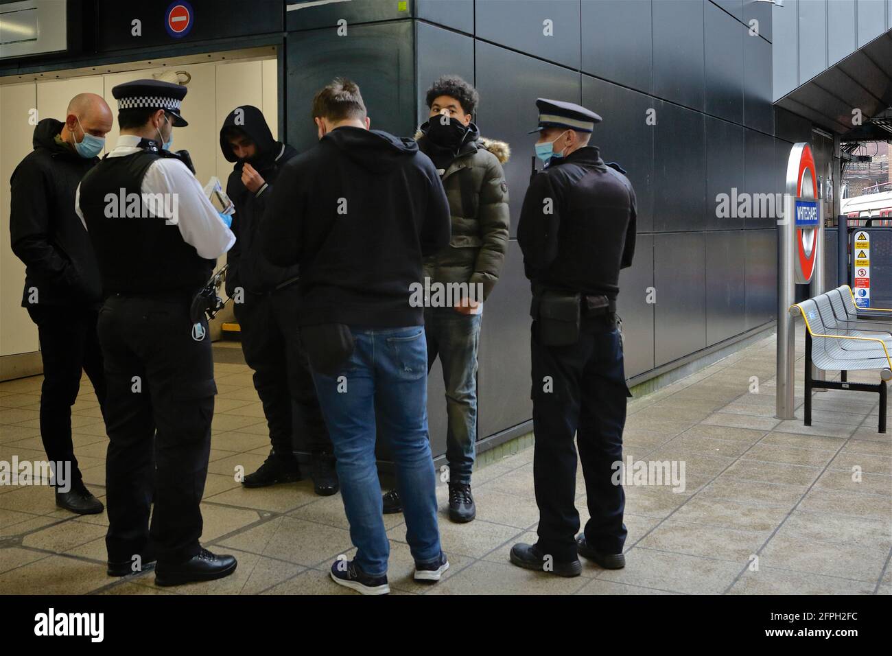 London (UK), 20 May 2021: Met police conduct a semi covert operation at ...