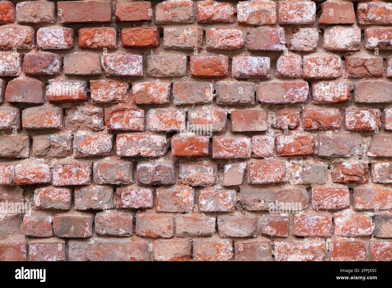 Mixed color bricks hi-res stock photography and images - Alamy