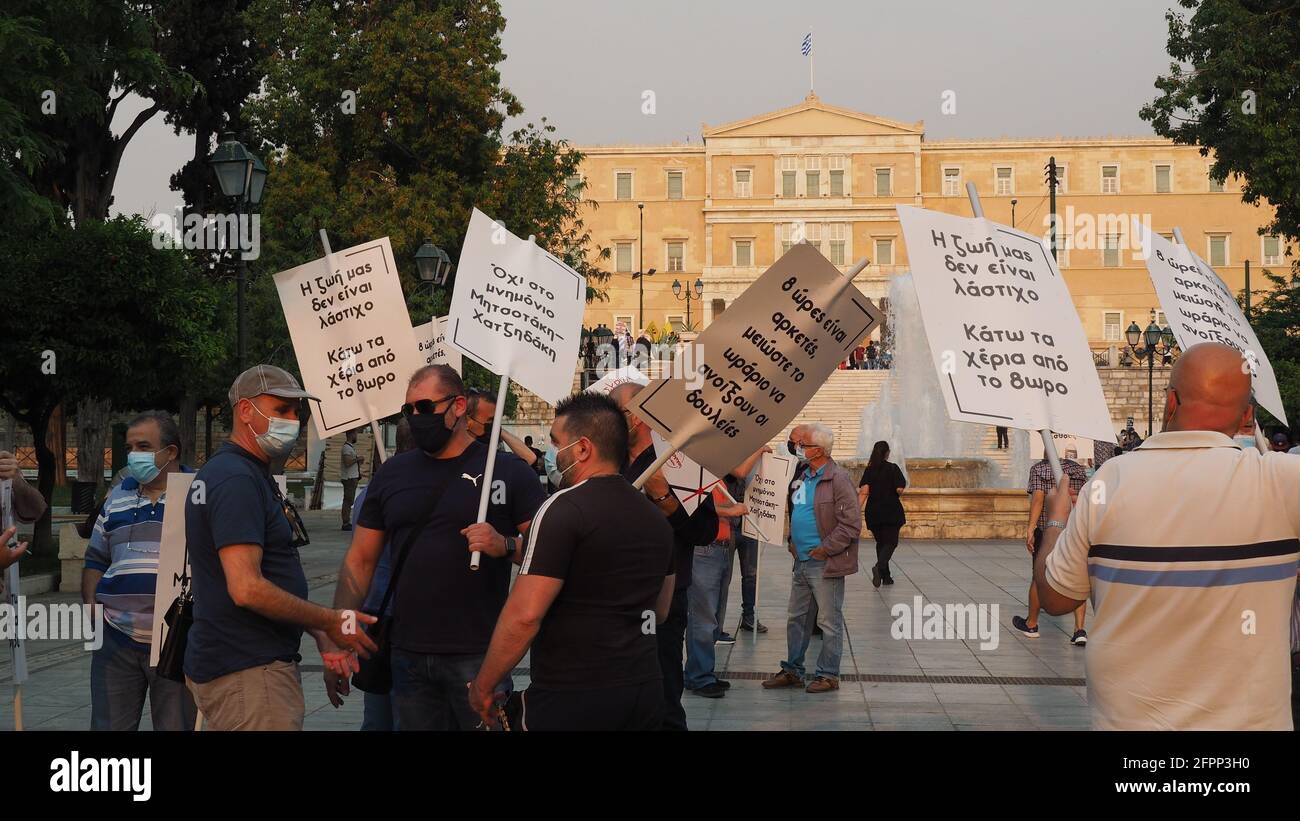 8 hour work day protest hi-res stock photography and images - Alamy