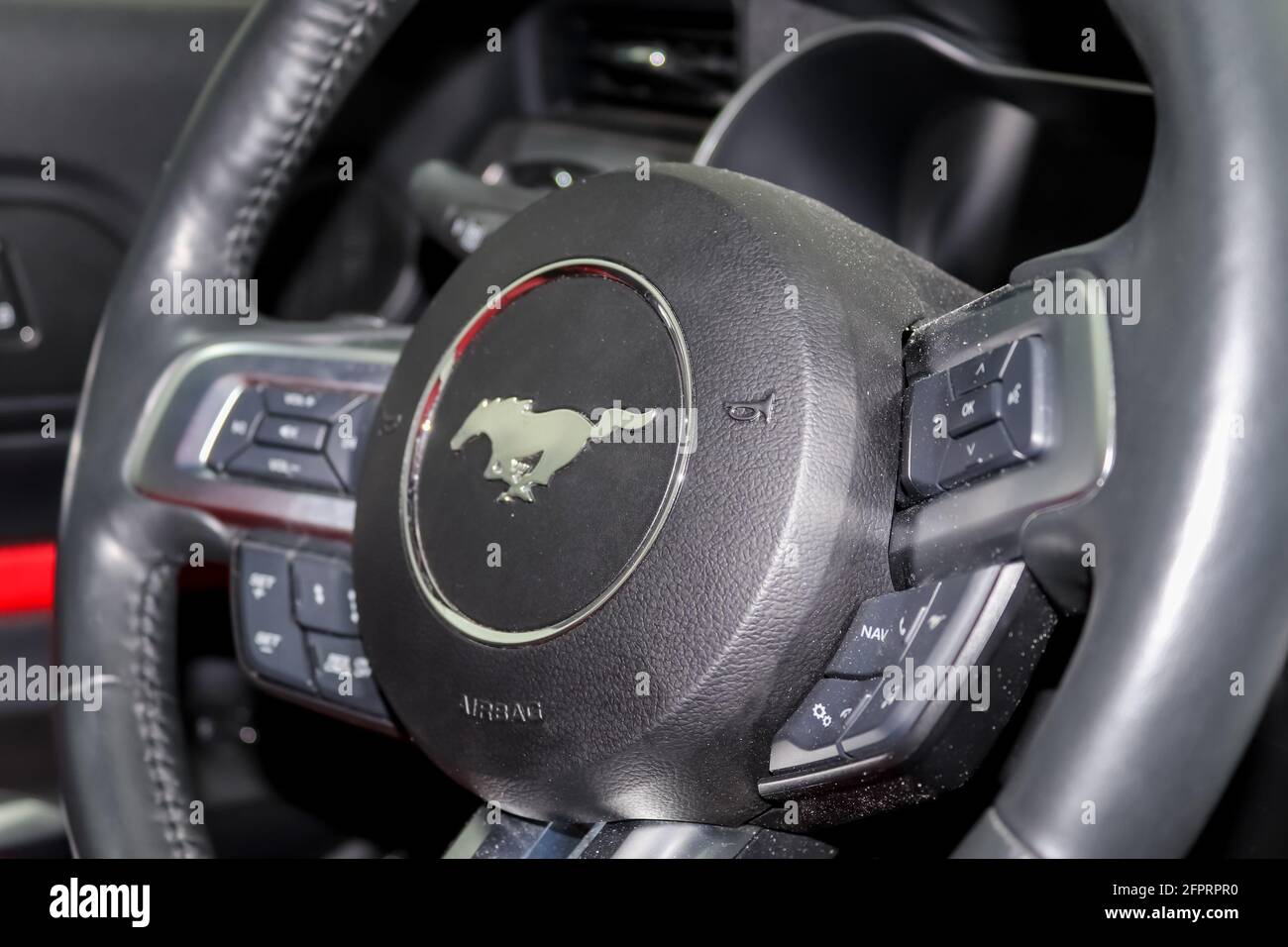 View into the cockpit at the instruments of a Ford Mustang Model 2018 ...