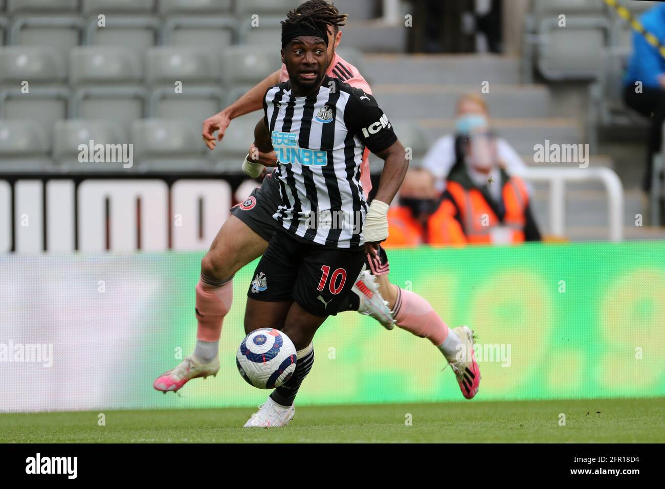 NEWCASTLE UPON TYNE, UK. MAY 19TH Enda Stevens of Sheffield United in ...