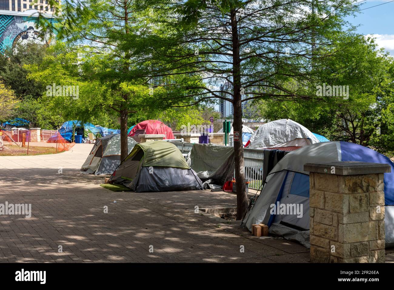 Homeless encampment hi-res stock photography and images - Alamy