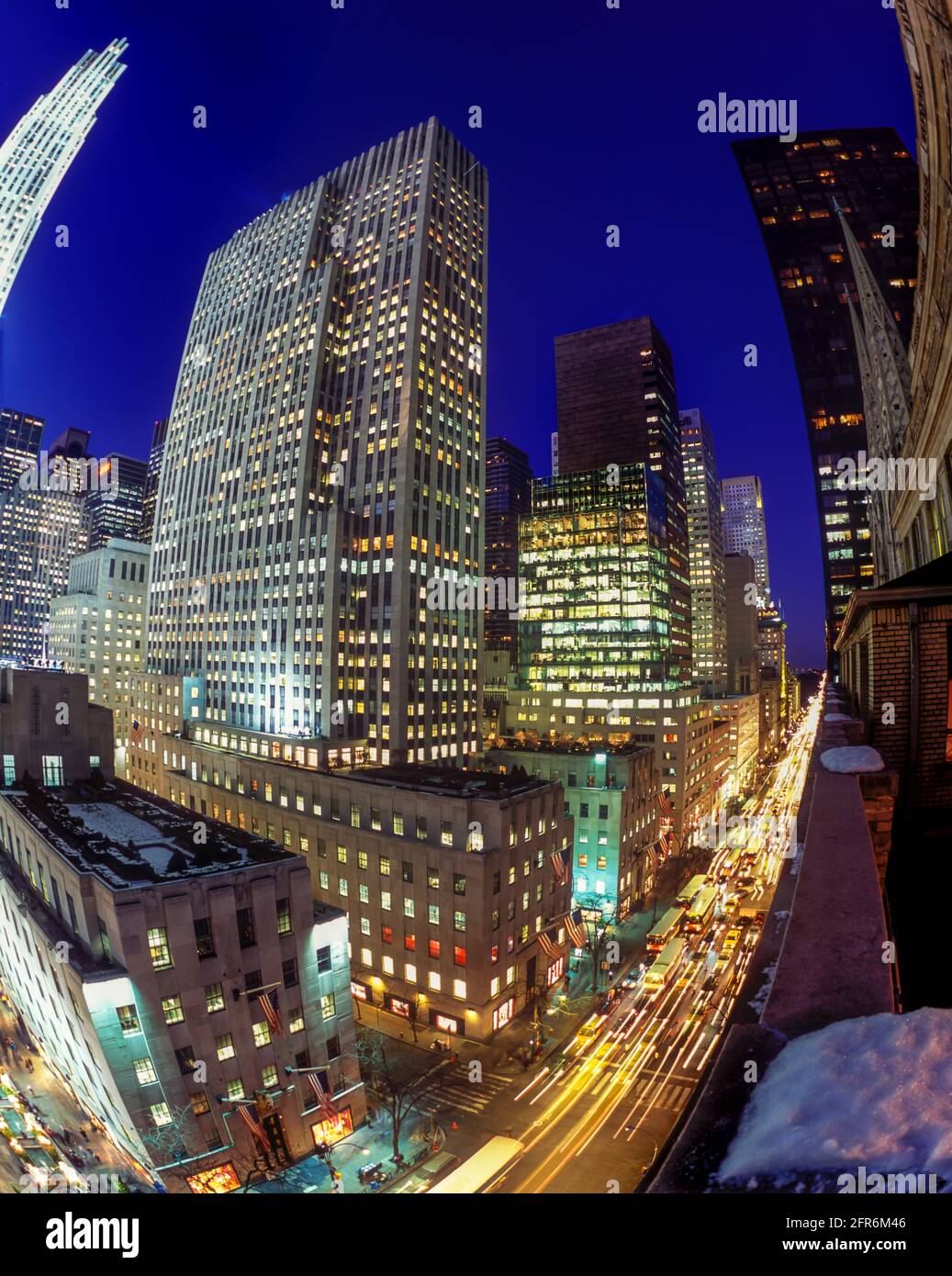 2005 HISTORICAL FIFTH AVENUE SKYSCRAPERS MIDTOWN MANHATTAN NEW YORK ...