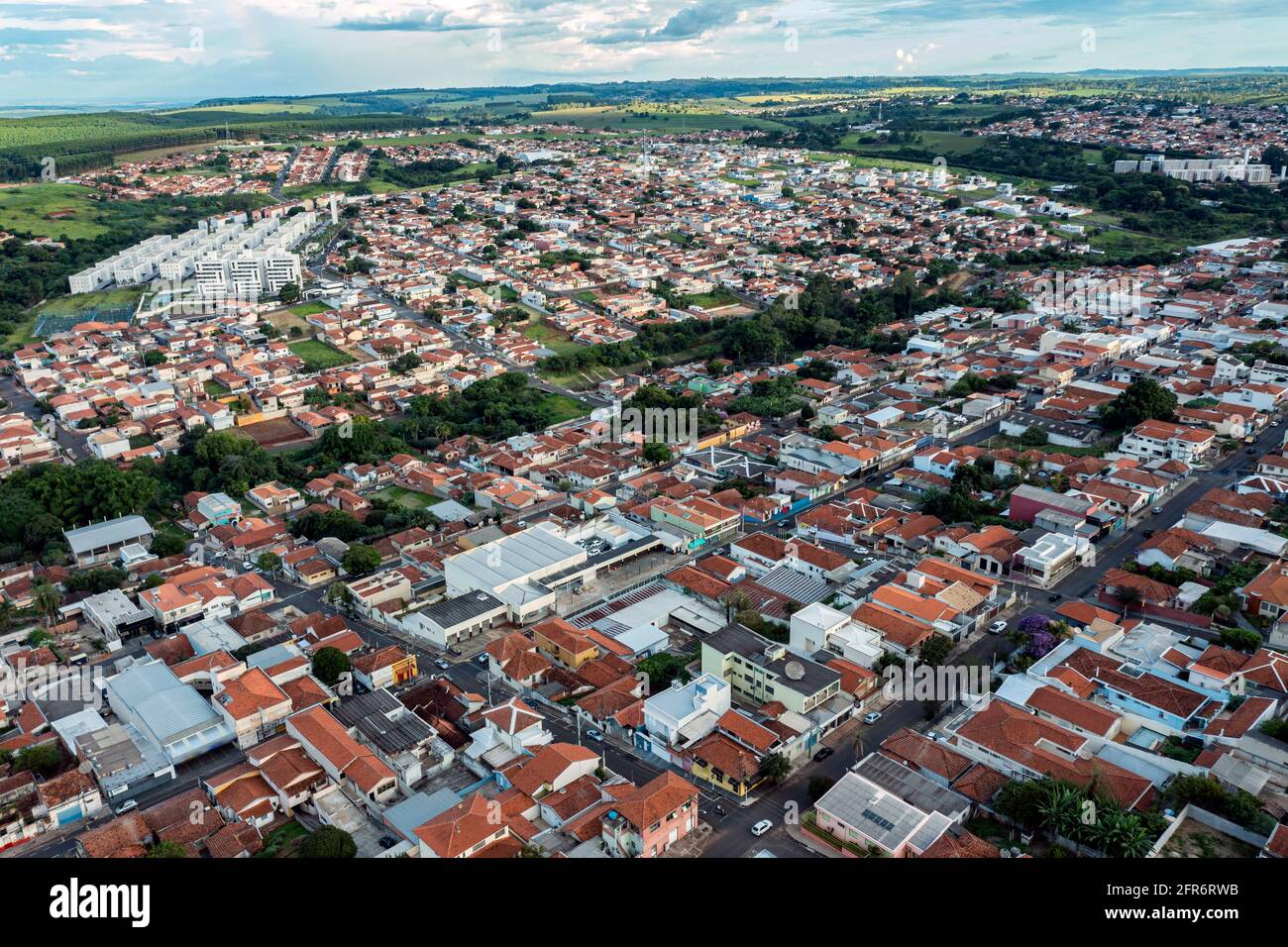 Small houses rooftop america hi-res stock photography and images - Alamy