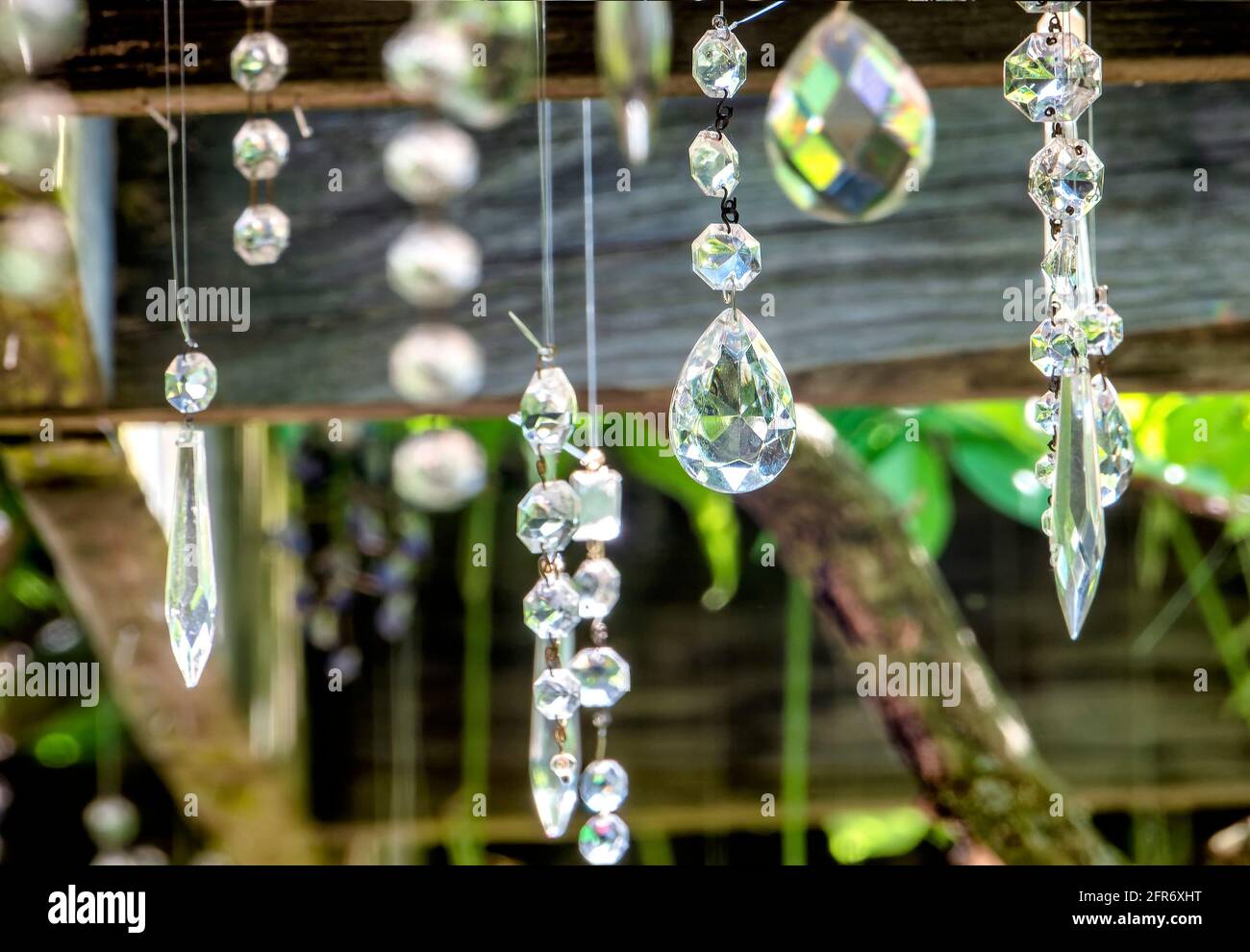 Diamond shapes in glass hi-res stock photography and images - Alamy