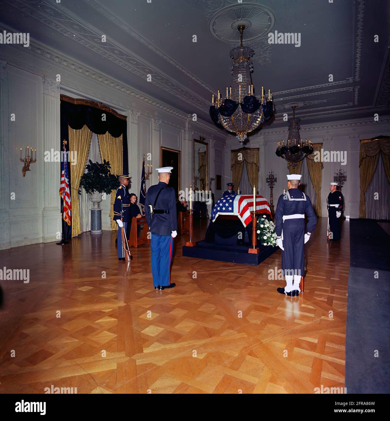 KN-C30615 23 November 1963 State Funeral of President Kennedy: Lying in ...