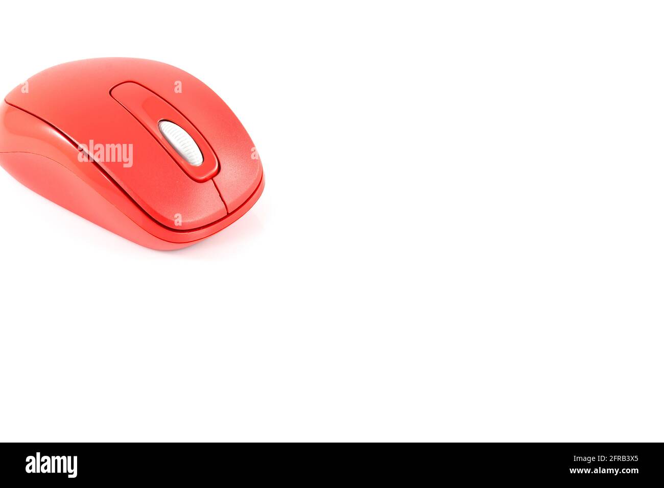 red wireless mouse on white background Stock Photo - Alamy