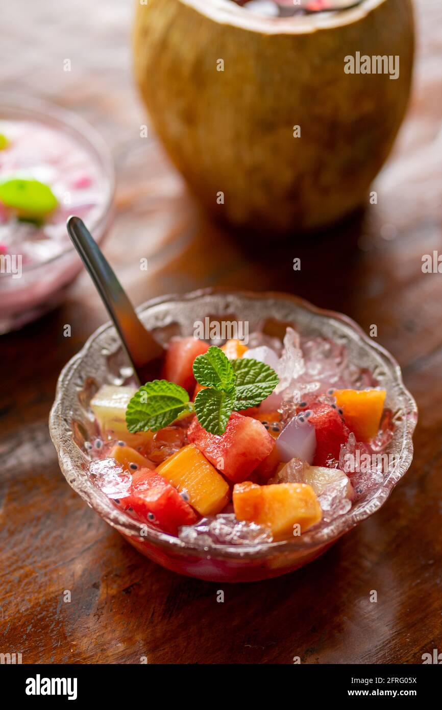 Variations of fresh fruit ice with the basic ingredients of young ...