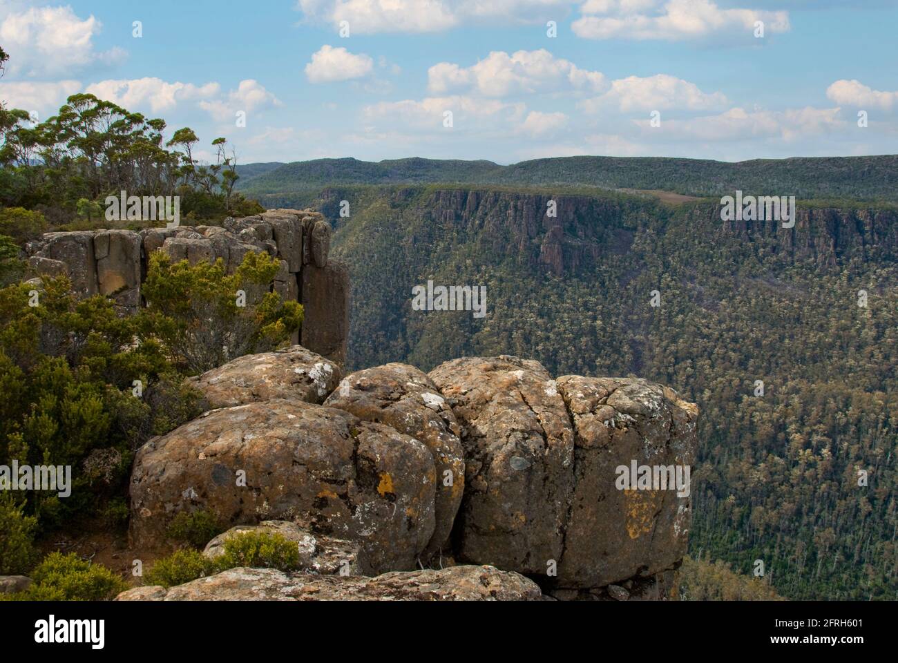 Devils Gullet Lookout, Tasmania, Australia Stock Photo - Alamy