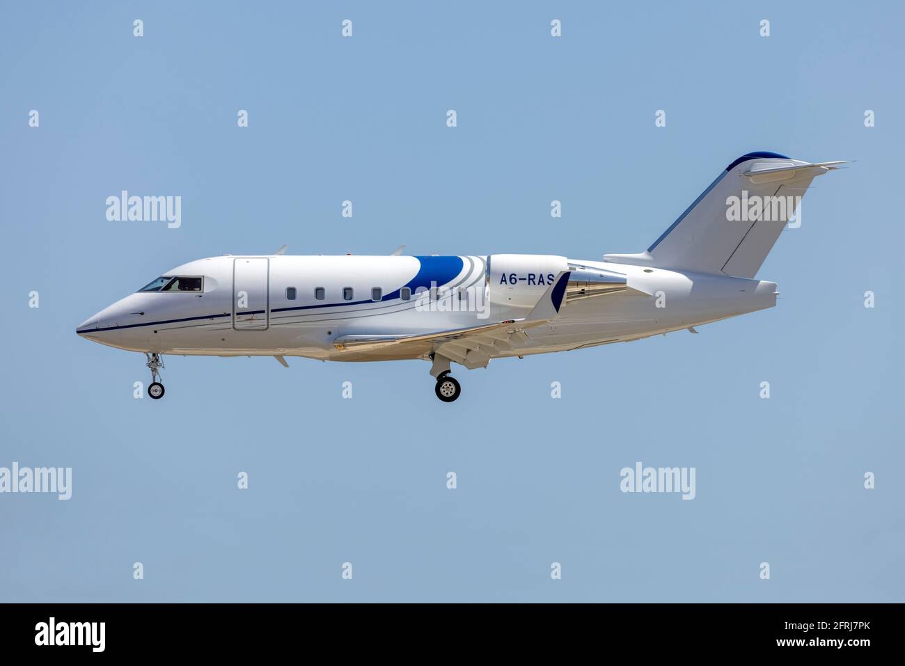 A private Bombardier Challenger 604 (CL-600-2B16) (Reg: A6-RAS) on ...
