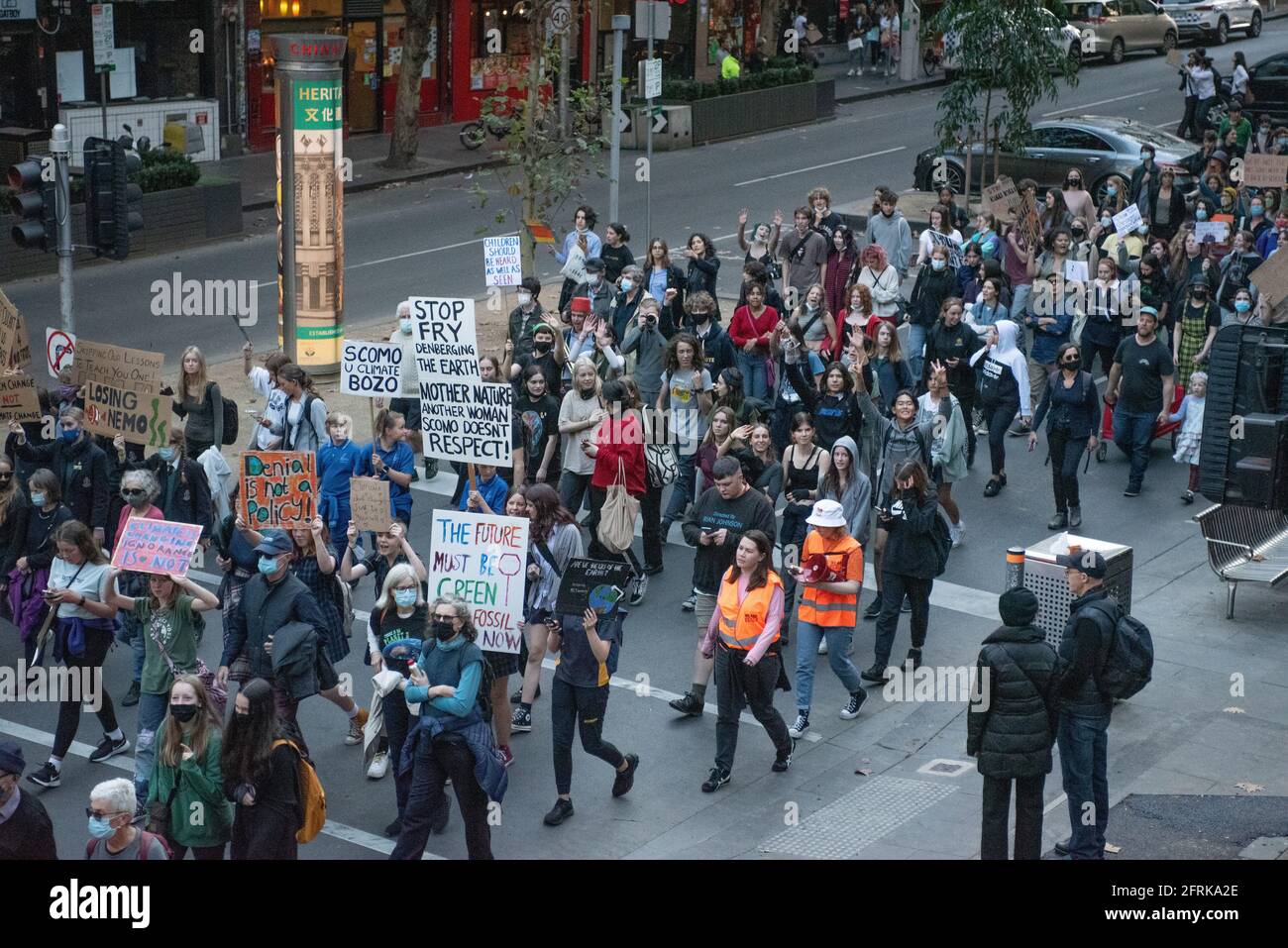 Melbourne, Australia. 21st May 2021. Thousands of students march down ...