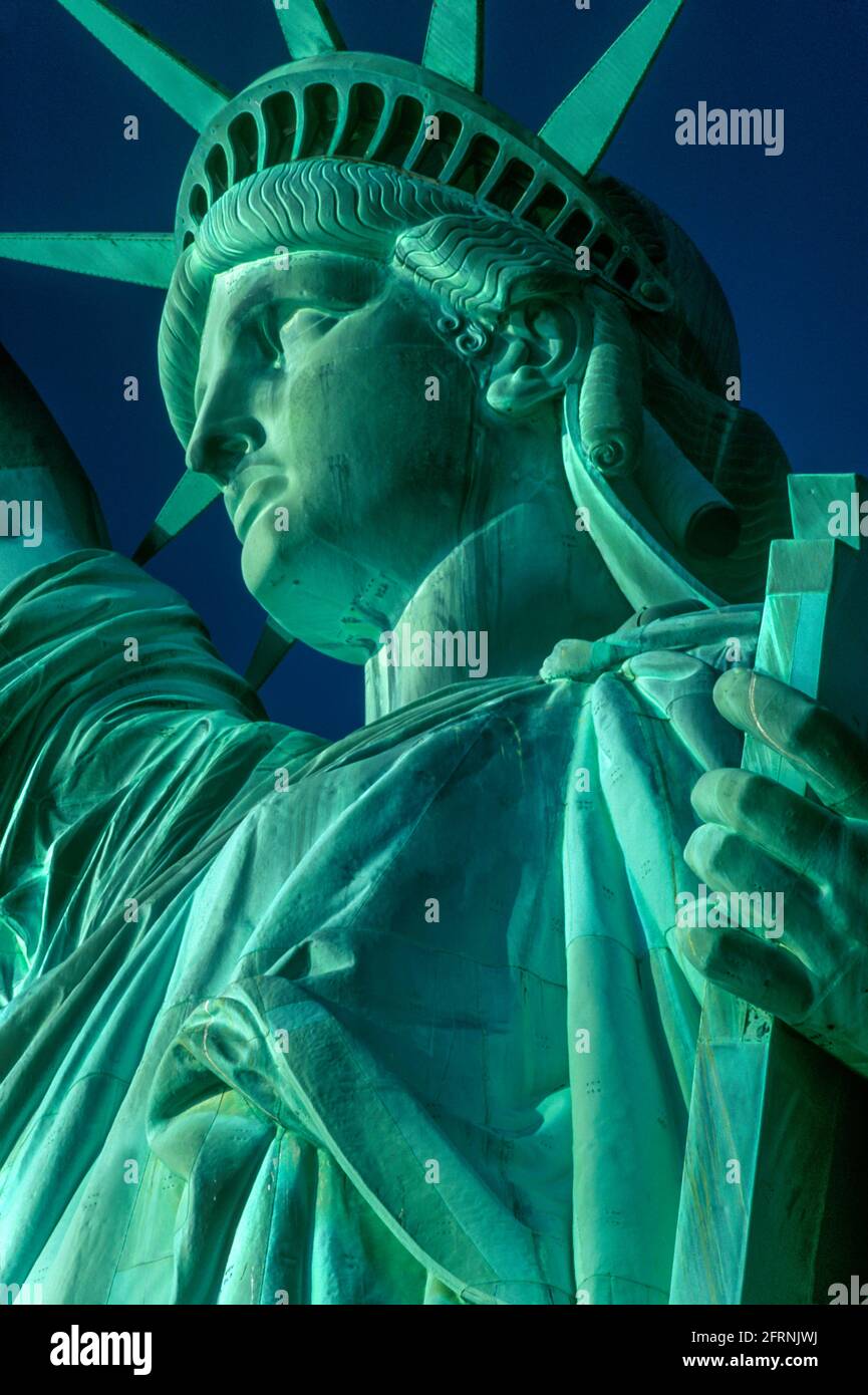 Statue of liberty face profile hi-res stock photography and images - Alamy