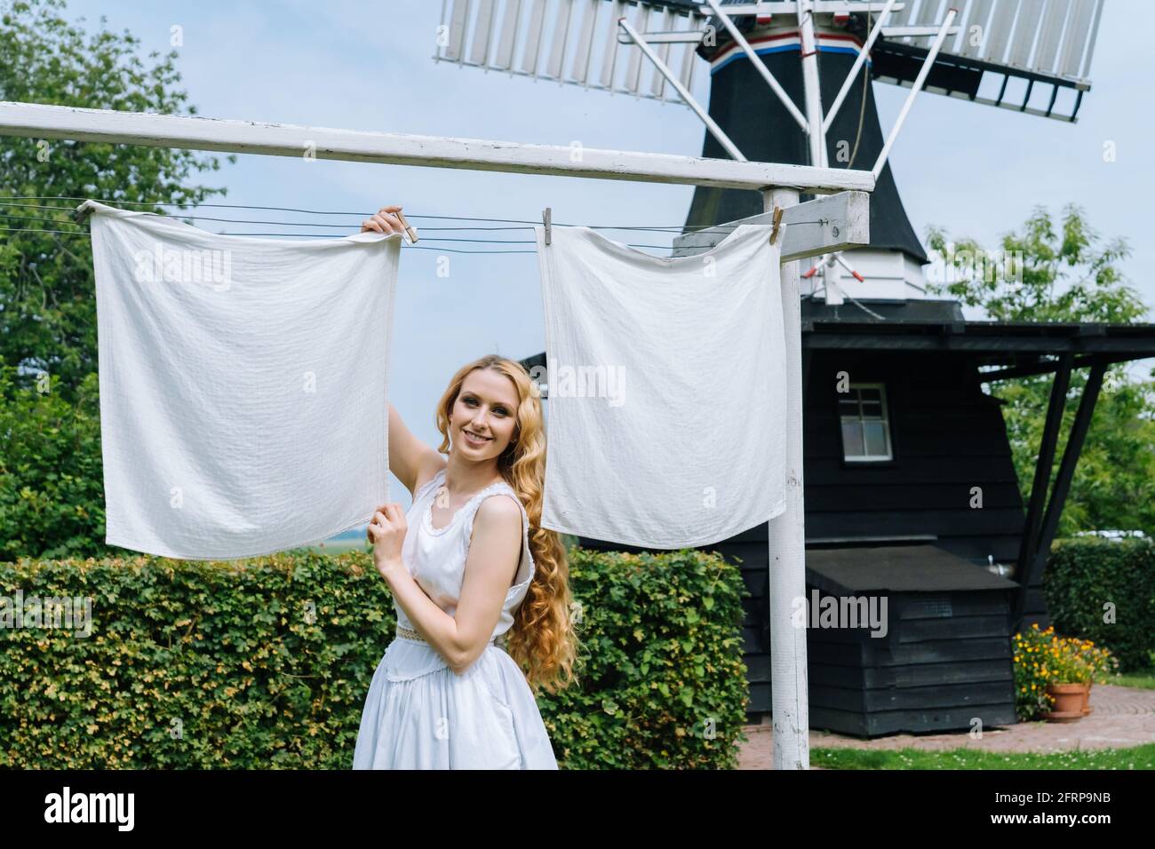 Windy laundry traditional clean hi-res stock photography and images - Alamy