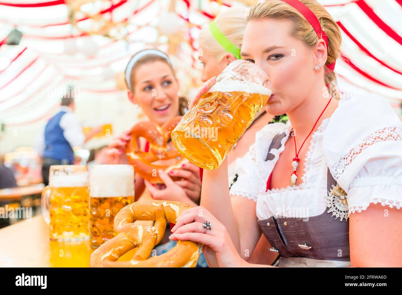 Women wearing bavarian costume hi-res stock photography and images - Alamy