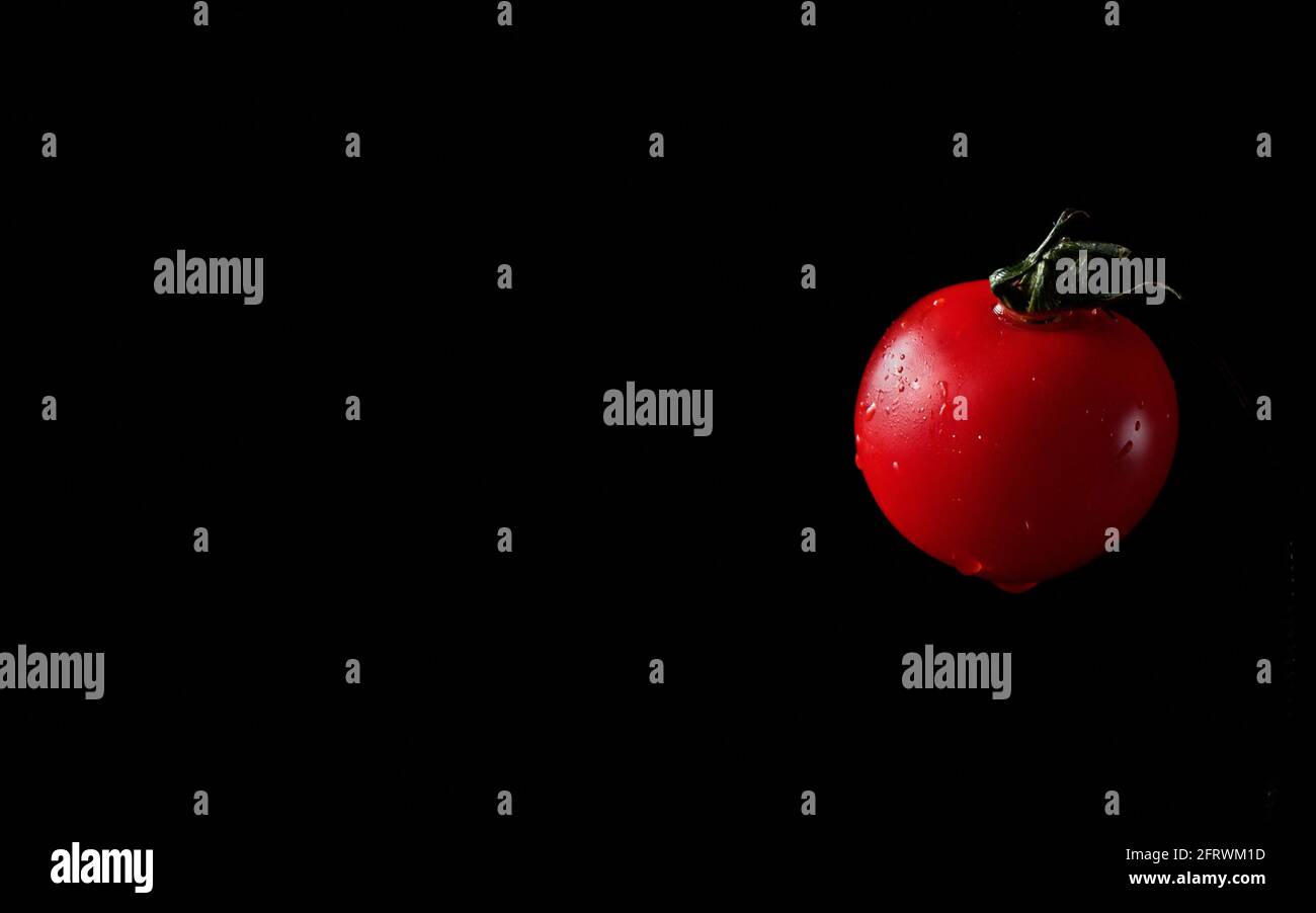 Shining tomato hi-res stock photography and images - Alamy