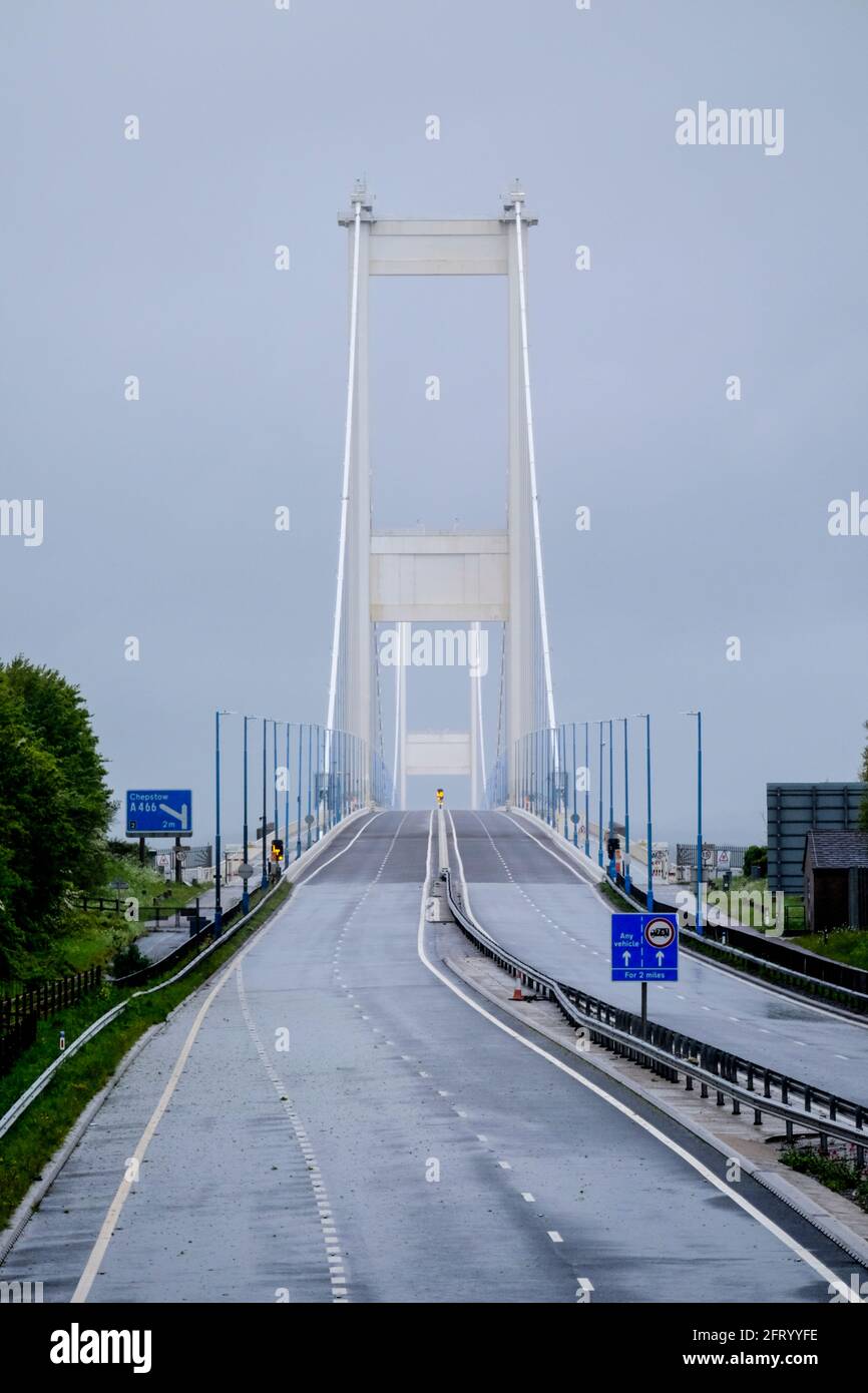 Gusting winds hi-res stock photography and images - Alamy