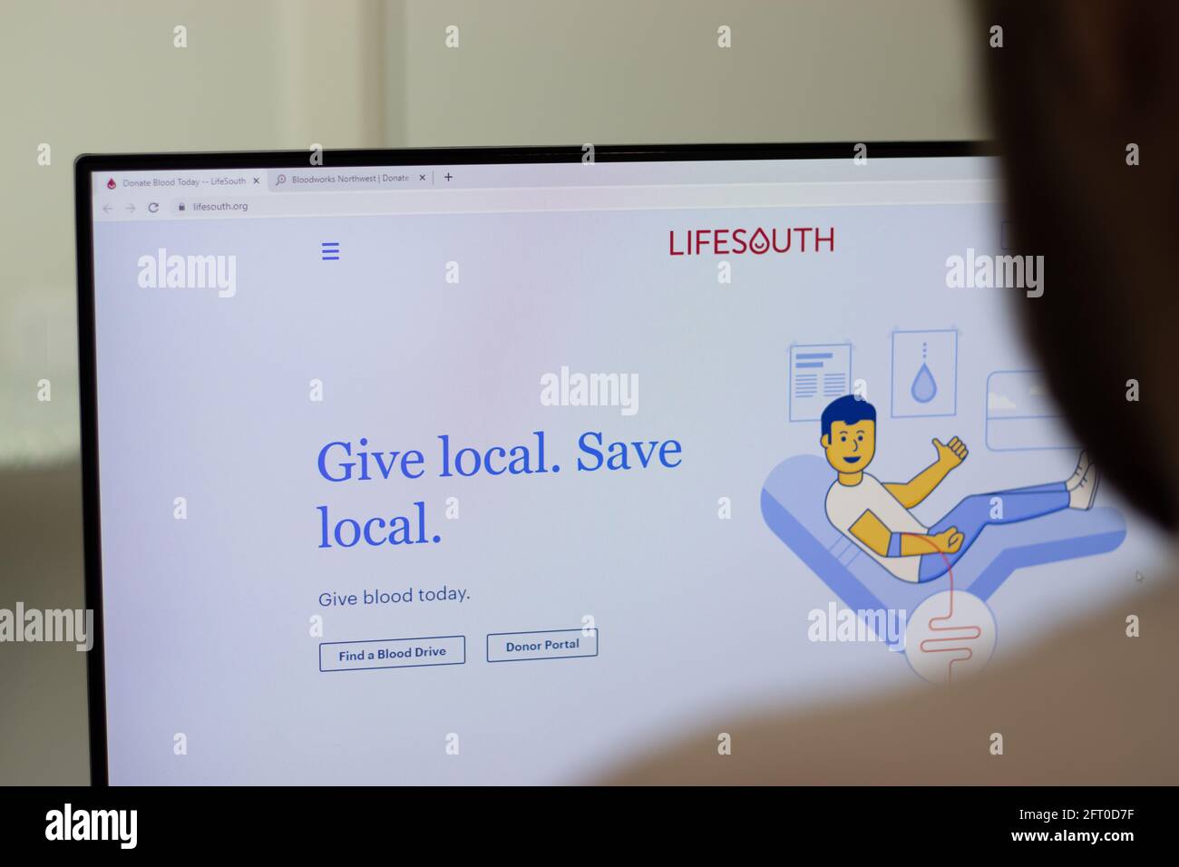 New York, USA - 1 May 2021: LifeSouth Community Blood Centers company ...
