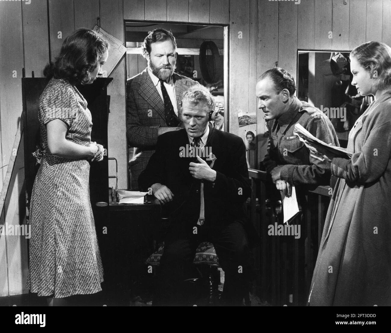 GABRIELLE BLUNT JAMES ROBERTSON JUSTICE GORDON JACKSON BRUCE SETON and ...