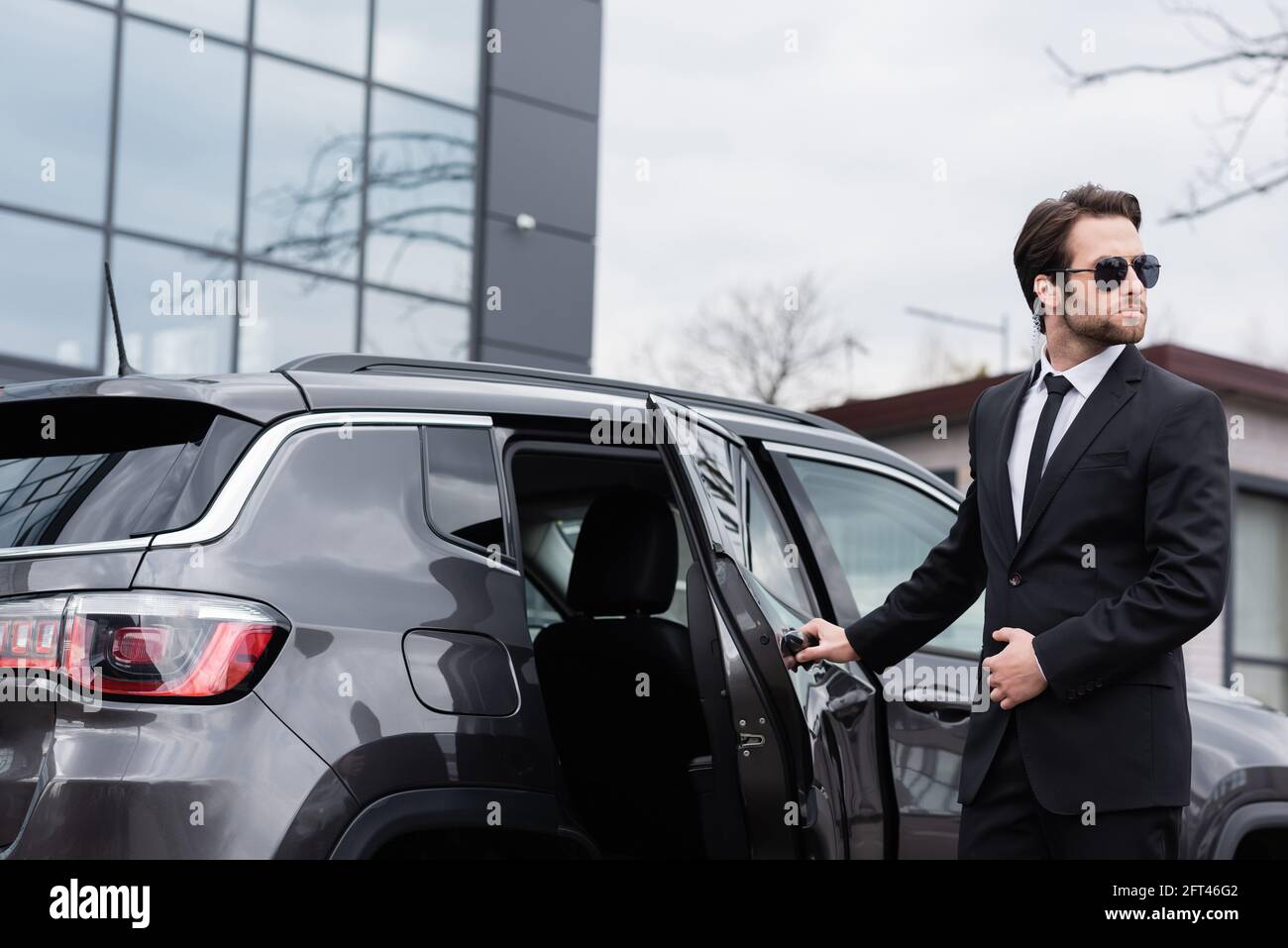 Car safeguard hi-res stock photography and images - Alamy