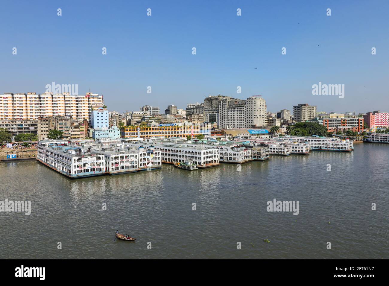 Buriganga river, Dhaka, Bangladesh : The Buriganga river is always busy ...