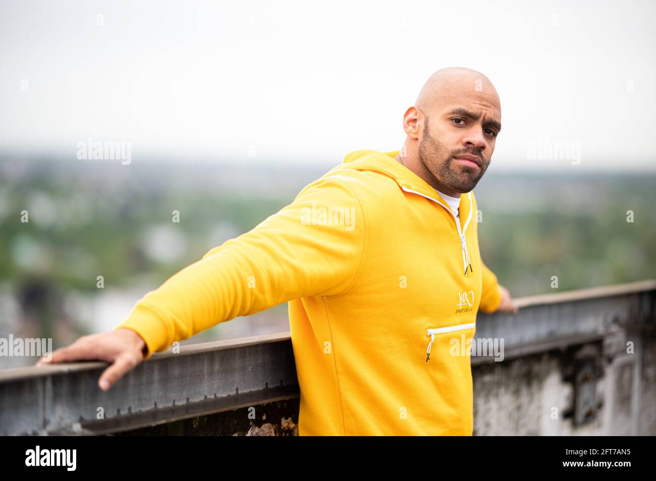 Football filming tower hi-res stock photography and images - Alamy