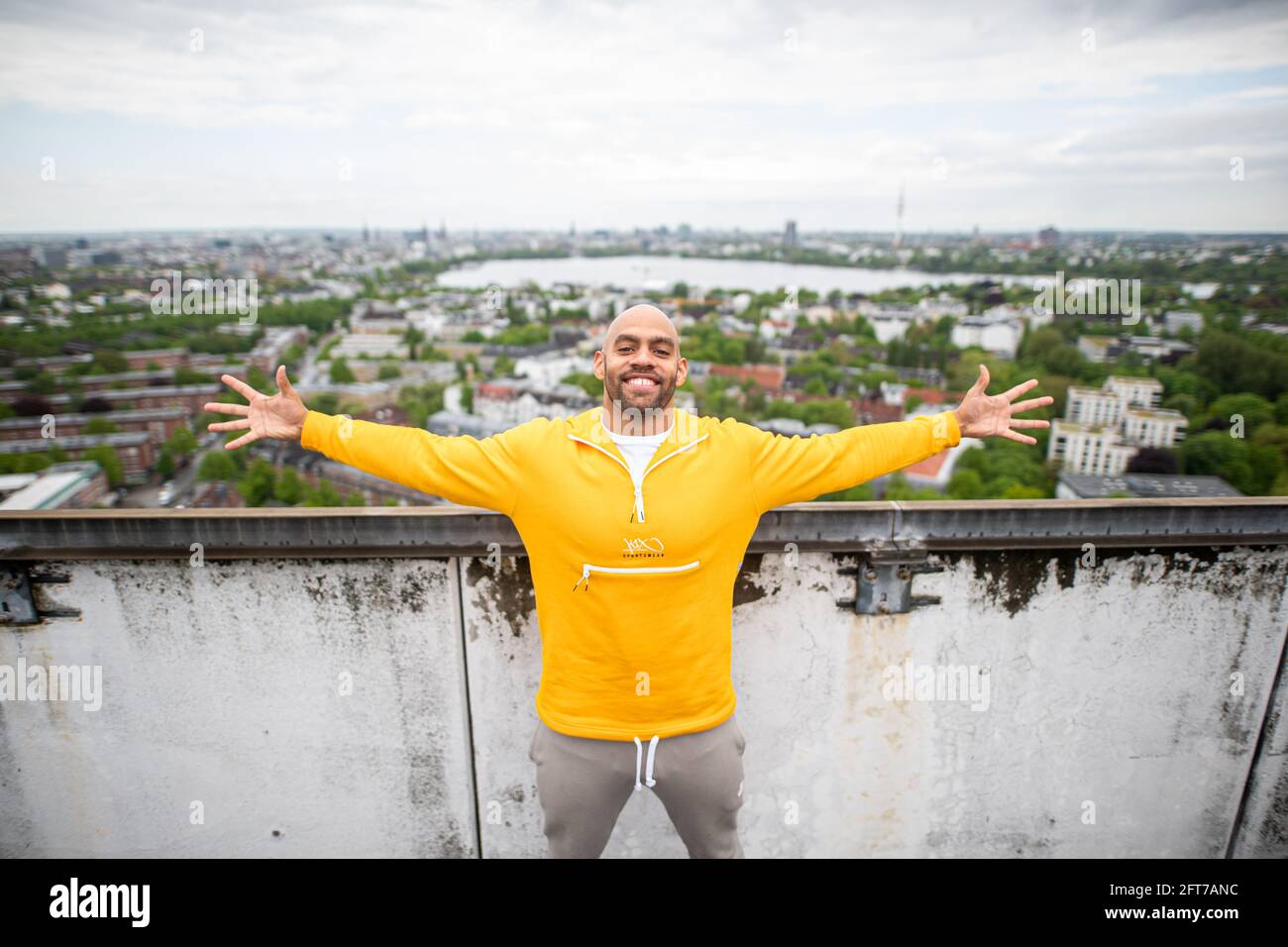 Hamburg, Germany. 21st May, 2021. Kasim Edebali, American football pro ...