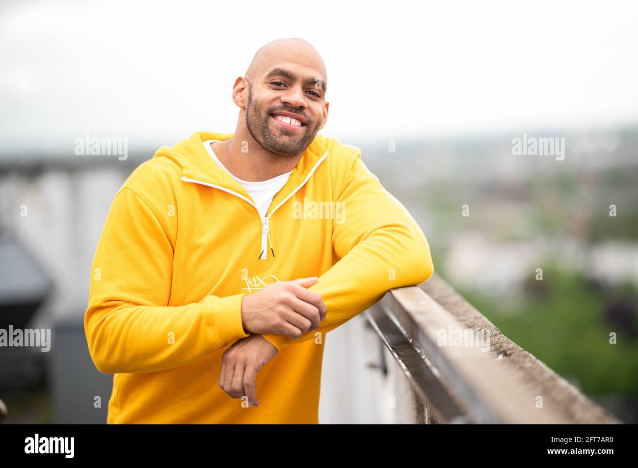Football filming tower hi-res stock photography and images - Alamy
