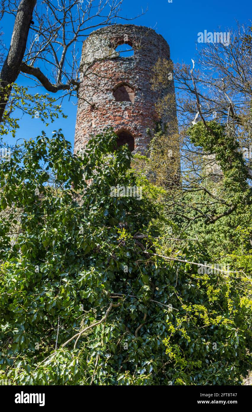 Folly tower racton ruin hi-res stock photography and images - Alamy