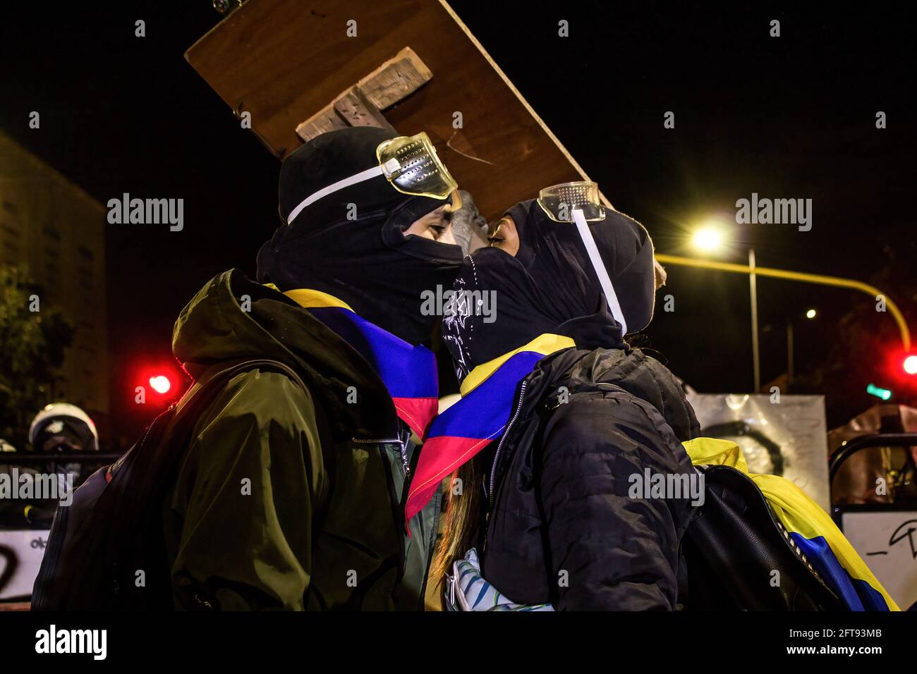 Kissing Police High Resolution Stock Photography and Images - Alamy