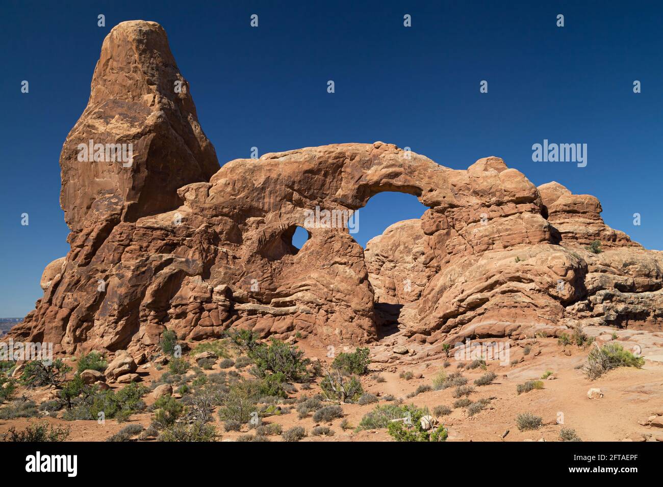 Turret arch hi-res stock photography and images - Alamy